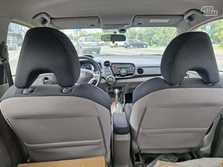 Honda Insight 2009 in Vilnius, with an engine capacity of 1.30 L and mileage of 158 thousand km for 4250 €, photo 14 on AUTOMOTO.COM.LV