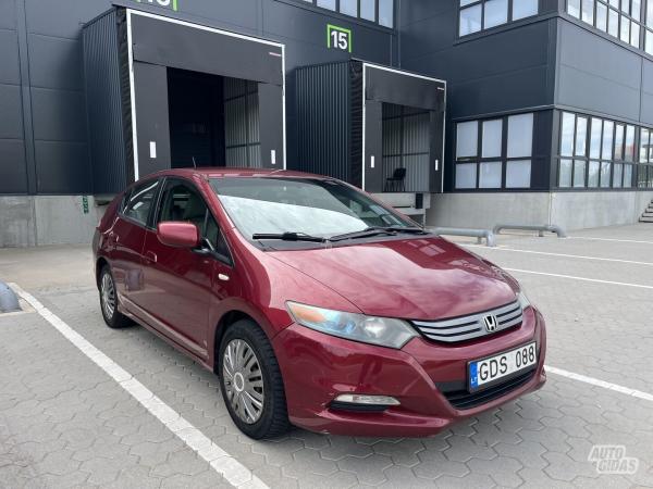 Honda Insight 2010 in Vilnius, with an engine capacity of 1.30 L and mileage of 230 thousand km for 2999 €, photo 3 on AUTOMOTO.COM.LV
