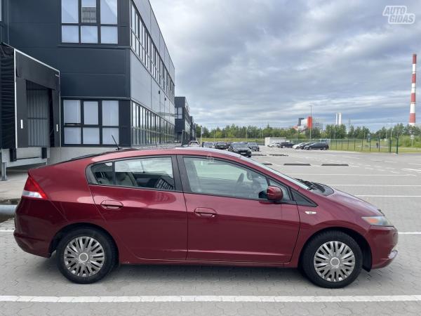 Honda Insight 2010 in Vilnius, with an engine capacity of 1.30 L and mileage of 230 thousand km for 2999 €, photo 4 on AUTOMOTO.COM.LV