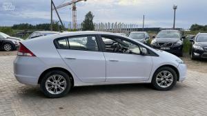 Honda Insight 2011 Viļņa, ar dzinēja tilpumu 1.30 L un nobraukumu 350 tūkst. km par 1950 €, foto 5 vietnē AUTOMOTO.COM.LV