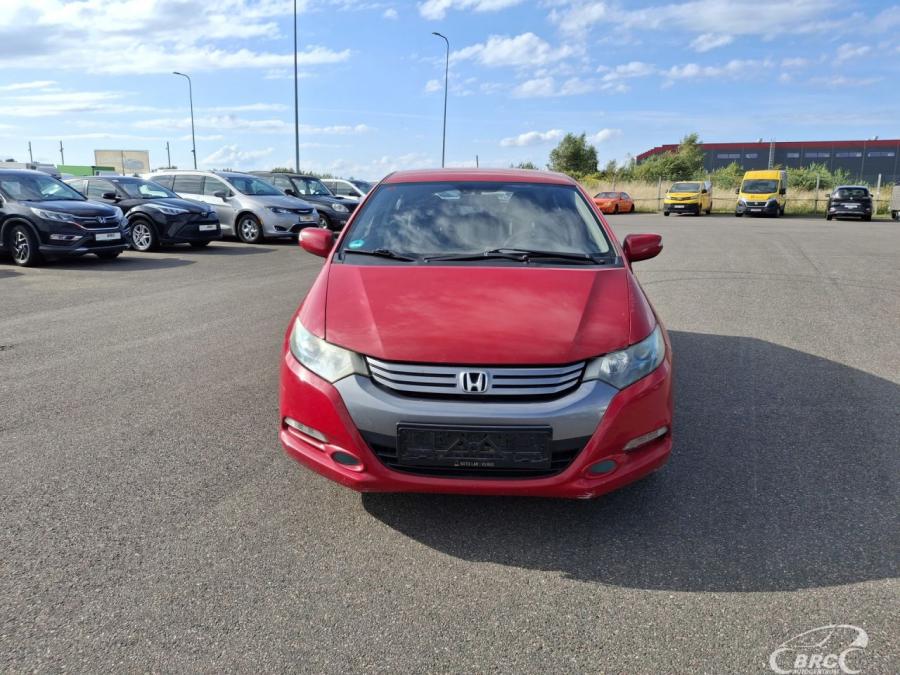 Honda Insight 2011 Viļņa, ar dzinēja tilpumu 1.34 L un nobraukumu 196 tūkst. km par 2900 €, foto 1 vietnē AUTOMOTO.COM.LV