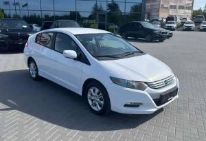 White Honda Insight 2009 in Telschi, with an engine capacity of 1.30 L and mileage of 197 thousand km for 3990 €, photo  on AUTOMOTO.COM.LV