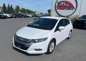 White Honda Insight 2009 in Telschi, with an engine capacity of 1.30 L and mileage of 197 thousand km for 3990 €, photo 4 on AUTOMOTO.COM.LV