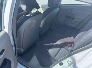 White Honda Insight 2009 in Telschi, with an engine capacity of 1.30 L and mileage of 197 thousand km for 3990 €, photo 10 on AUTOMOTO.COM.LV