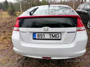 Balts Honda Insight 2009 Tartu, ar dzinēja tilpumu 1.30 L un nobraukumu 242 tūkst. km par 2500 €, foto 6 vietnē AUTOMOTO.COM.LV