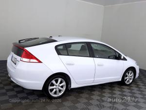 Balts Honda Insight 2012 Tallina, ar dzinēja tilpumu 1.30 L un nobraukumu 197 tūkst. km par 1799 €, foto 4 vietnē AUTOMOTO.COM.LV