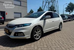 Balts Honda Insight 2013 Viļņa, ar dzinēja tilpumu 1.30 L un nobraukumu 181 tūkst. km par 2999 €, foto  vietnē AUTOMOTO.COM.LV