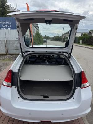 Balts Honda Insight 2010 Kauņa, ar dzinēja tilpumu 1.30 L un nobraukumu 206 tūkst. km par 3999 €, foto 6 vietnē AUTOMOTO.COM.LV