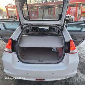 Balts Honda Insight 2009 Rīga, ar dzinēja tilpumu 1.40 L un nobraukumu 345 tūkst. km par 2000 €, foto 7 vietnē AUTOMOTO.COM.LV