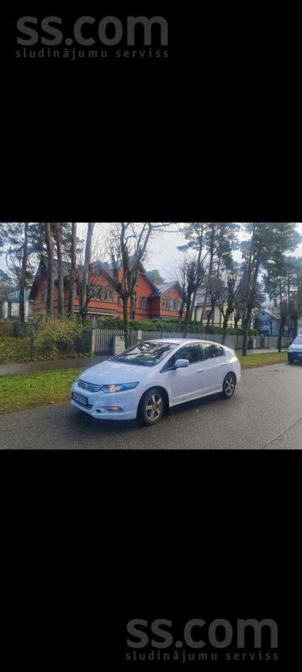 Balts Honda Insight 2009 Rīga, ar dzinēja tilpumu 1.30 L un nobraukumu 260 tūkst. km par 5000 €, foto 2 vietnē AUTOMOTO.COM.LV