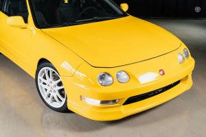 Yellow Honda Integra 2001 in Vilnius, with an engine capacity of 1.80 L and mileage of 60 thousand km for 30000 €, photo 8 on AUTOMOTO.COM.LV