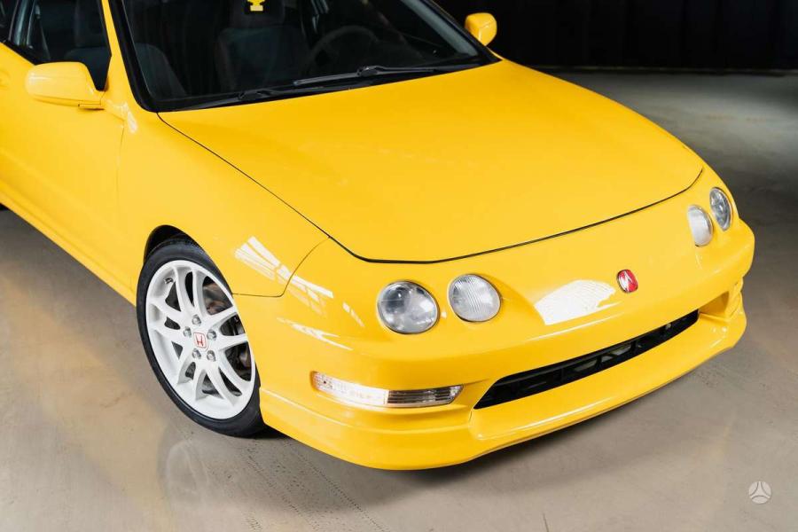 Yellow Honda Integra 2001 in Vilnius, with an engine capacity of 1.80 L and mileage of 60 thousand km for 16950 €, photo 9 on AUTOMOTO.COM.LV