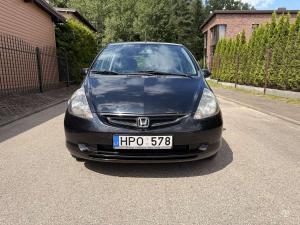 Melns Honda Jazz 2002 Viļņa, ar dzinēja tilpumu 1.30 L un nobraukumu 150 tūkst. km par 1249 €, foto 4 vietnē AUTOMOTO.COM.LV
