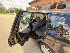 Melns Honda Jazz 2002 Viļņa, ar dzinēja tilpumu 1.30 L un nobraukumu 150 tūkst. km par 1249 €, foto 13 vietnē AUTOMOTO.COM.LV