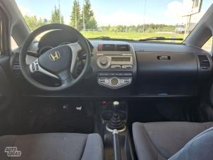Melns Honda Jazz 2005 Utena, ar dzinēja tilpumu 1.30 L un nobraukumu 226 tūkst. km par 970 €, foto 9 vietnē AUTOMOTO.COM.LV