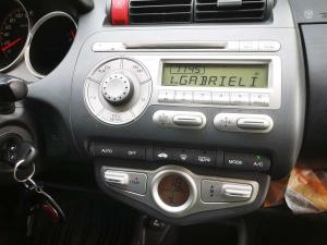 Черный Хонда Джаз 2005 в Вильнюс, объемом двигателя 1.30 л и пробегом 227 тыс. км за 2770 €, фото 12 на AUTOMOTO.COM.LV