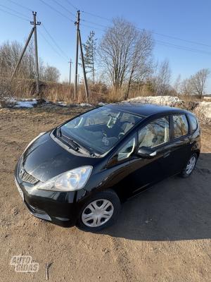 Melns Honda Jazz 2009 Viļņa, ar dzinēja tilpumu 1.30 L un nobraukumu 205 tūkst. km par 2300 €, foto 2 vietnē AUTOMOTO.COM.LV
