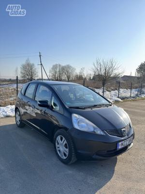 Melns Honda Jazz 2009 Viļņa, ar dzinēja tilpumu 1.30 L un nobraukumu 205 tūkst. km par 2300 €, foto 13 vietnē AUTOMOTO.COM.LV