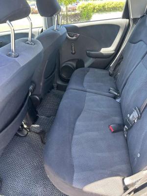 Melns Honda Jazz 2009 Viļņa, ar dzinēja tilpumu 1.34 L un nobraukumu 222 tūkst. km par 2450 €, foto 15 vietnē AUTOMOTO.COM.LV