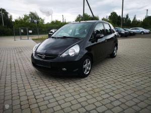 Black Honda Jazz 2009 in Radviliskis, with an engine capacity of 1.34 L and mileage of 199 thousand km for 2450 €, photo  on AUTOMOTO.COM.LV