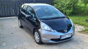 Melns Honda Jazz 2009 Viļņa, ar dzinēja tilpumu 1.34 L un nobraukumu 193 tūkst. km par 1000 €, foto 3 vietnē AUTOMOTO.COM.LV