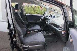 Black Honda Jazz 2011 in Kretinga, with an engine capacity of 1.34 L and mileage of 161 thousand km for 4550 €, photo 15 on AUTOMOTO.COM.LV
