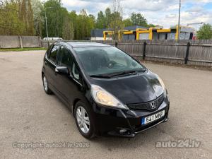 Melns Honda Jazz 2011 Tartu, ar dzinēja tilpumu 1.30 L un nobraukumu 226 tūkst. km par 4450 €, foto 3 vietnē AUTOMOTO.COM.LV