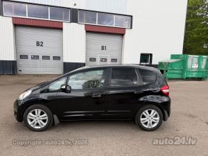 Melns Honda Jazz 2011 Tartu, ar dzinēja tilpumu 1.30 L un nobraukumu 226 tūkst. km par 4450 €, foto 5 vietnē AUTOMOTO.COM.LV