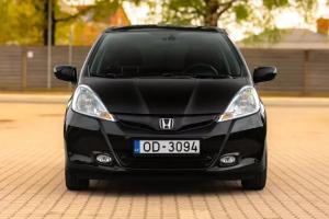 Melns Honda Jazz 2014 Jelgava, ar dzinēja tilpumu 1.40 L un nobraukumu 121 tūkst. km par 6590 €, foto 6 vietnē AUTOMOTO.COM.LV