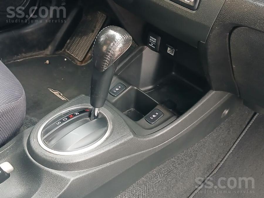 Melns Honda Jazz 2014 Rīga, ar dzinēja tilpumu 1.30 L un nobraukumu 0 tūkst. km par 2290 €, foto 11 vietnē AUTOMOTO.COM.LV