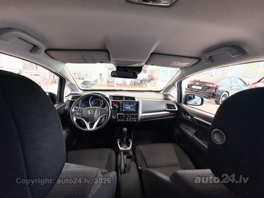 Melns Honda Jazz 2016 Viljandi, ar dzinēja tilpumu 1.30 L un nobraukumu 103 tūkst. km par 12900 €, foto 6 vietnē AUTOMOTO.COM.LV