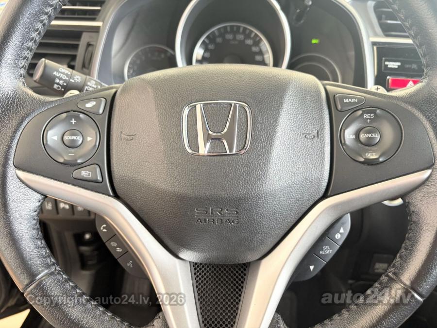Melns Honda Jazz 2016 Viljandi, ar dzinēja tilpumu 1.30 L un nobraukumu 103 tūkst. km par 12900 €, foto 9 vietnē AUTOMOTO.COM.LV