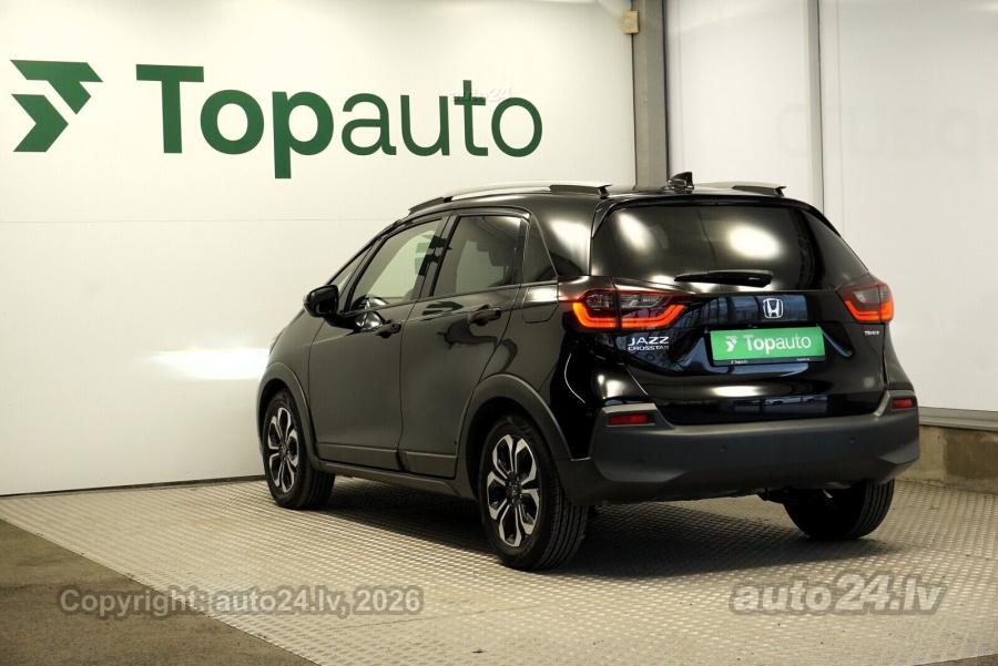 Черный Хонда Джаз 2021 в Таллин, объемом двигателя 1.50 л и пробегом 90 тыс. км за 18500 €, фото 4 на AUTOMOTO.COM.LV