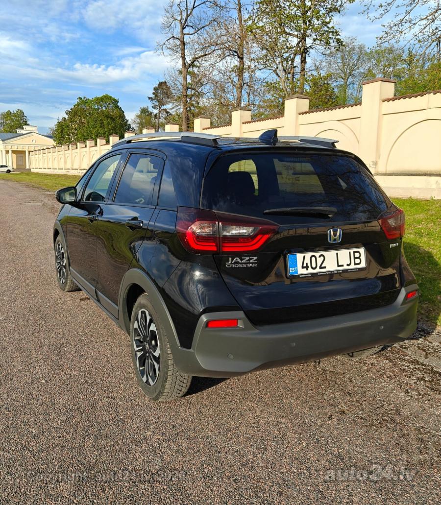 Melns Honda Jazz 2021 Tartu, ar dzinēja tilpumu 1.50 L un nobraukumu 91 tūkst. km par 17900 €, foto 4 vietnē AUTOMOTO.COM.LV
