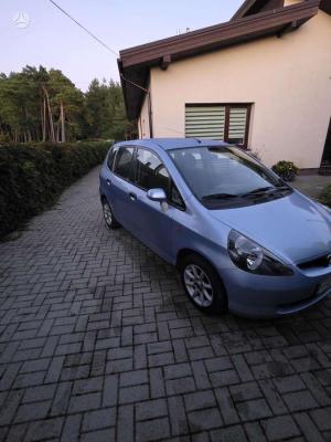 Zils Honda Jazz 2002 Klaipėda, ar dzinēja tilpumu 1.34 L un nobraukumu 216 tūkst. km par 1000 €, foto 3 vietnē AUTOMOTO.COM.LV