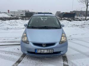 Blue Honda Jazz 2002 in Vilnius, with an engine capacity of 1.34 L and mileage of 331 thousand km for 999 €, photo 2 on AUTOMOTO.COM.LV