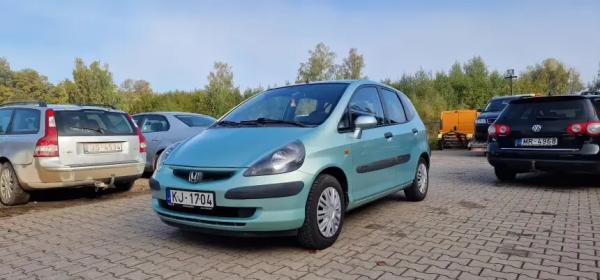 Синий Хонда Джаз 2002 в Валмиера, объемом двигателя 1.40 л и пробегом 180 тыс. км за 1250 €, фото 7 на AUTOMOTO.COM.LV
