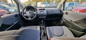 Zils Honda Jazz 2002 Valmiera, ar dzinēja tilpumu 1.40 L un nobraukumu 180 tūkst. km par 1250 €, foto 10 vietnē AUTOMOTO.COM.LV