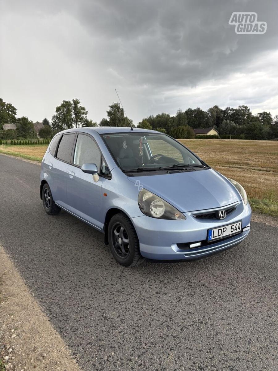 Zils Honda Jazz 2002 Alīta, ar dzinēja tilpumu 1.20 L un nobraukumu 150 tūkst. km par 2100 €, foto 4 vietnē AUTOMOTO.COM.LV