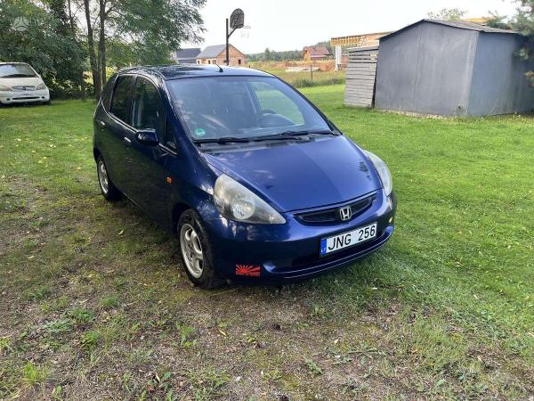 Zils Honda Jazz 2002 Jonava, ar dzinēja tilpumu 1.34 L un nobraukumu 246 tūkst. km par 550 €, foto 4 vietnē AUTOMOTO.COM.LV