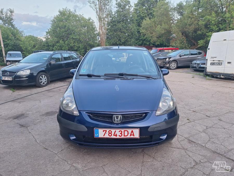 Blue Honda Jazz 2004 in Ignalina, with an engine capacity of 1.30 L and mileage of 200 thousand km for 1150 €, photo 1 on AUTOMOTO.COM.LV