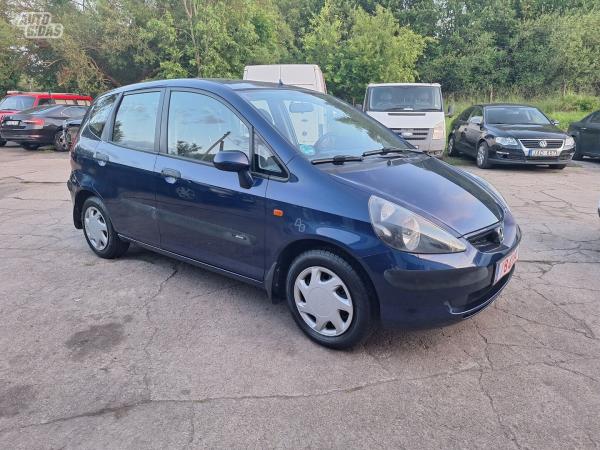 Blue Honda Jazz 2004 in Ignalina, with an engine capacity of 1.30 L and mileage of 200 thousand km for 1150 €, photo 3 on AUTOMOTO.COM.LV