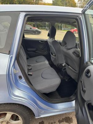 Синий Хонда Джаз 2004 в Вильнюс, объемом двигателя 1.30 л и пробегом 299 тыс. км за 1400 €, фото 9 на AUTOMOTO.COM.LV