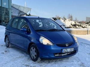 Zils Honda Jazz 2005 Viļņa, ar dzinēja tilpumu 1.34 L un nobraukumu 199 tūkst. km par 1600 €, foto 3 vietnē AUTOMOTO.COM.LV