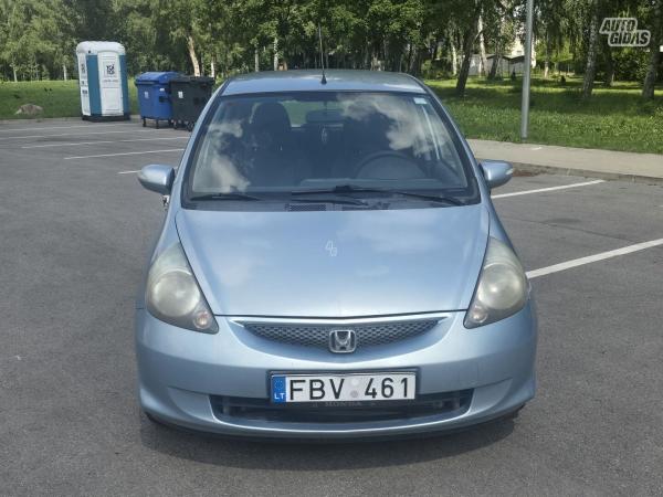 Zils Honda Jazz 2005 Šauļi, ar dzinēja tilpumu 1.30 L un nobraukumu 250 tūkst. km par 650 €, foto 2 vietnē AUTOMOTO.COM.LV