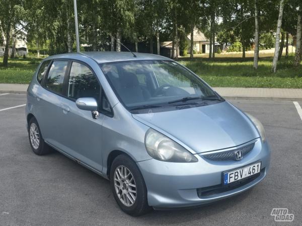 Zils Honda Jazz 2005 Šauļi, ar dzinēja tilpumu 1.30 L un nobraukumu 250 tūkst. km par 650 €, foto 3 vietnē AUTOMOTO.COM.LV