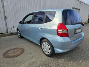 Blue Honda Jazz 2005 in Klaipeda, with an engine capacity of 1.33 L and mileage of 203 thousand km for 2200 €, photo 5 on AUTOMOTO.COM.LV