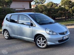 Zils Honda Jazz 2006 Alīta, ar dzinēja tilpumu 1.30 L un nobraukumu 167 tūkst. km par 2750 €, foto 7 vietnē AUTOMOTO.COM.LV