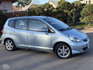 Zils Honda Jazz 2006 Alīta, ar dzinēja tilpumu 1.30 L un nobraukumu 167 tūkst. km par 2750 €, foto 8 vietnē AUTOMOTO.COM.LV