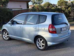 Zils Honda Jazz 2006 Alīta, ar dzinēja tilpumu 1.30 L un nobraukumu 167 tūkst. km par 2750 €, foto 10 vietnē AUTOMOTO.COM.LV